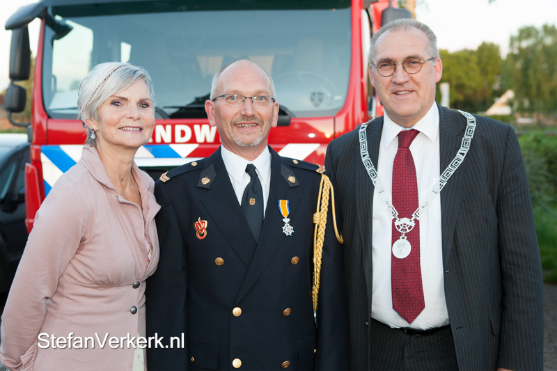 Koninklijke onderscheiding voor brandweerman - Foto's - Stefan Verkerk ...