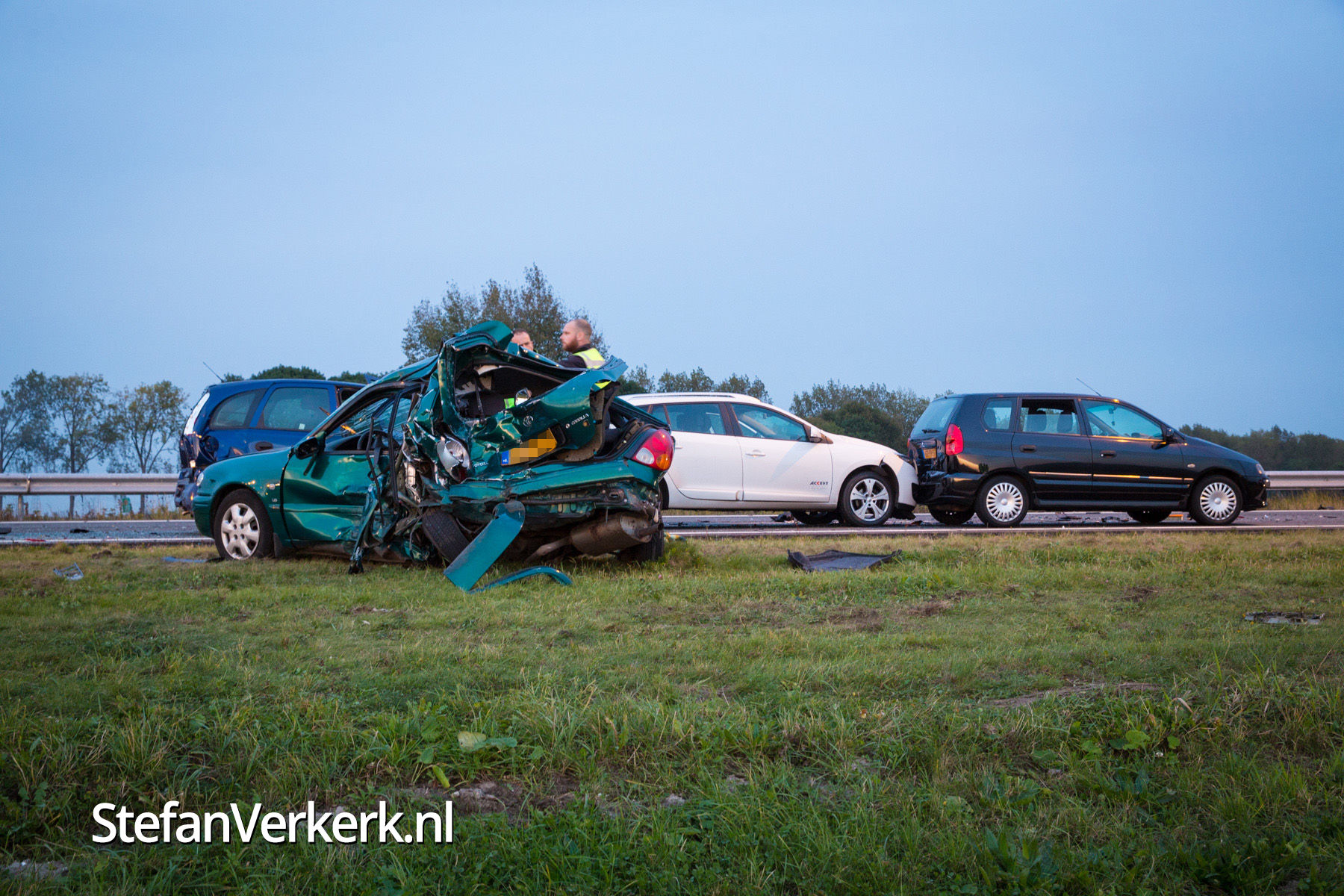 Dode en vier gewonden bij ongeval N50 Kampen - Nieuws - Stefan Verkerk Fotografie & Webdesign
