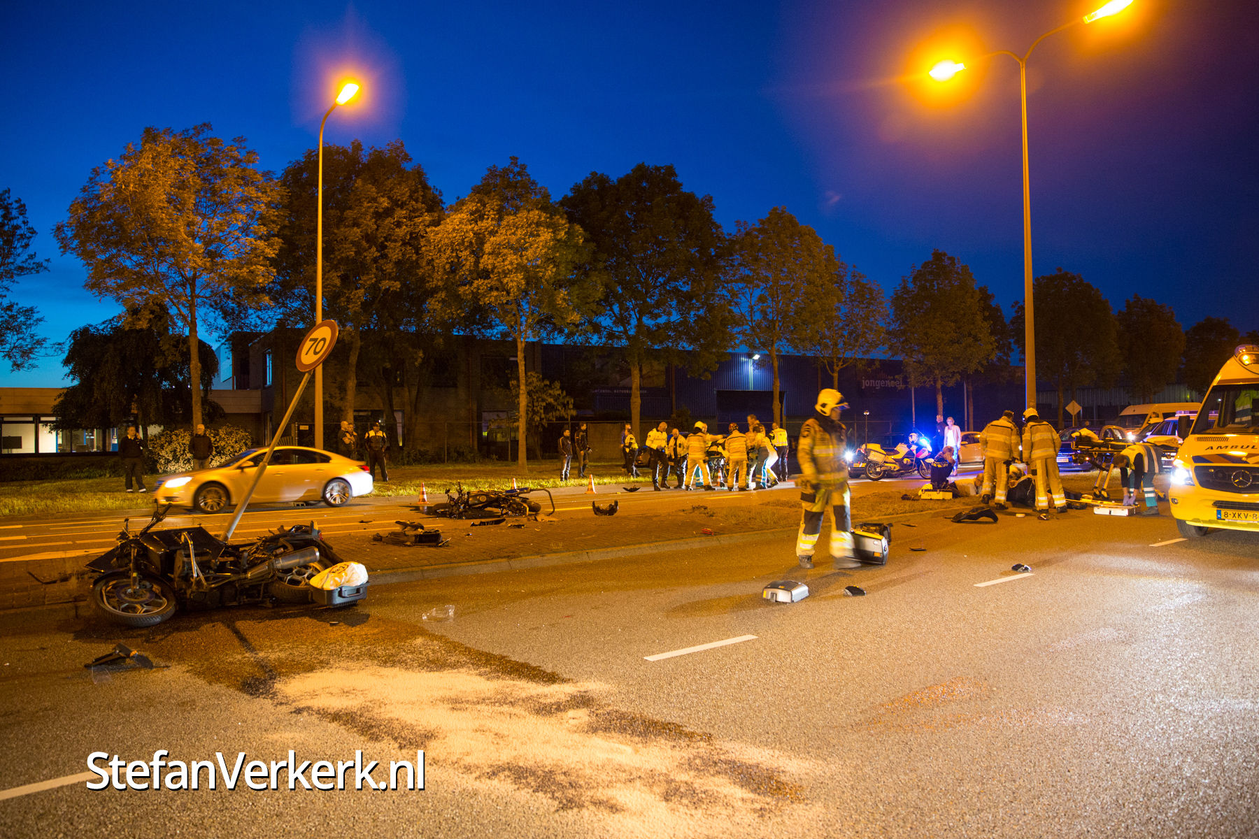 Ongeval letsel Oldeneelallee Zwolle - Foto's - Stefan Verkerk ...