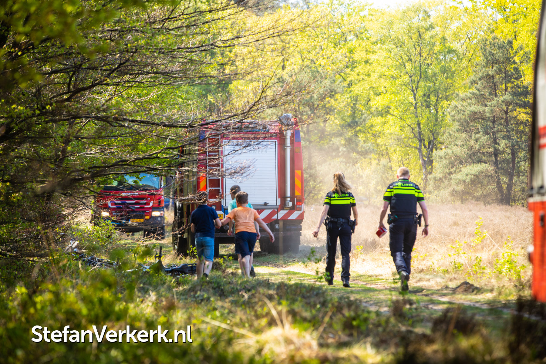 Heidebrand langs de Nunspeterweg bij Elspeet - Foto's - Stefan Verkerk ...