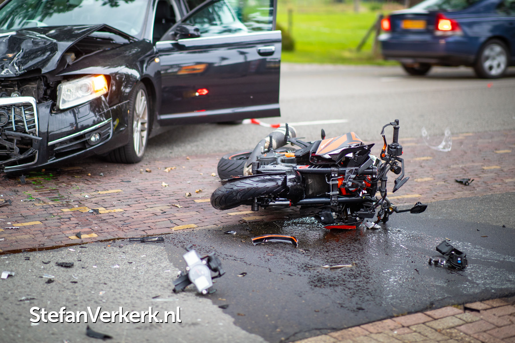 Ongeval motorrijder zwaargewond Harderwijkerweg Hulshorst - Foto's - Stefan Verkerk Fotografie ...