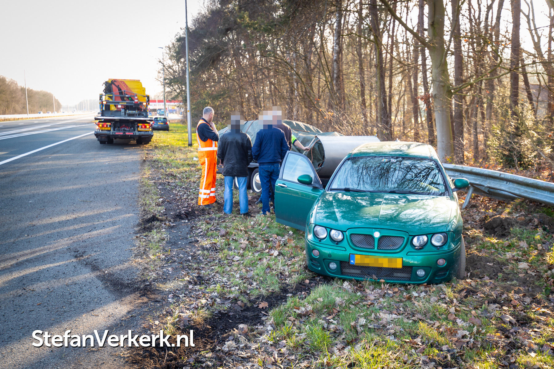 Auto met aanhanger geschaard op de A50 bij Heerde - Nieuws - Stefan ...