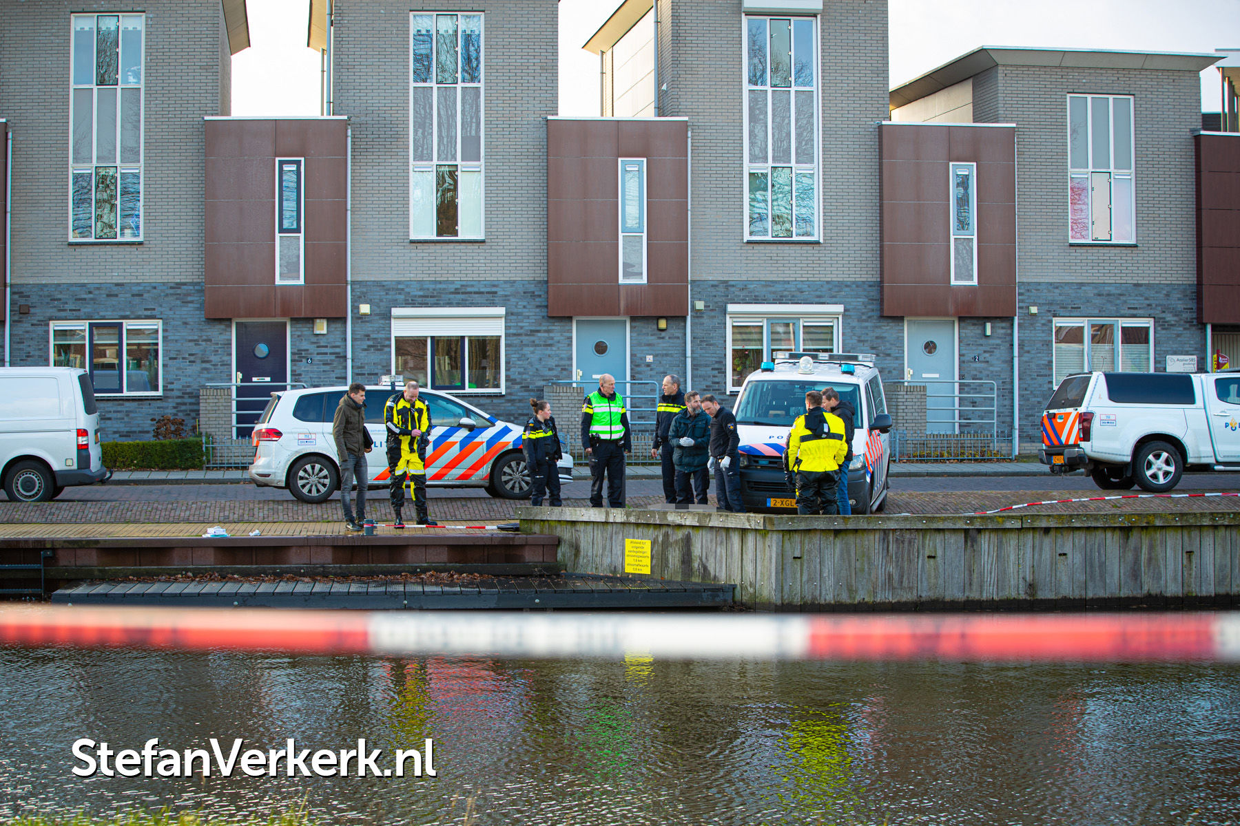 Vermist persoon aangetroffen in Apeldoorns Kanaal Wapenveld - Foto's ...