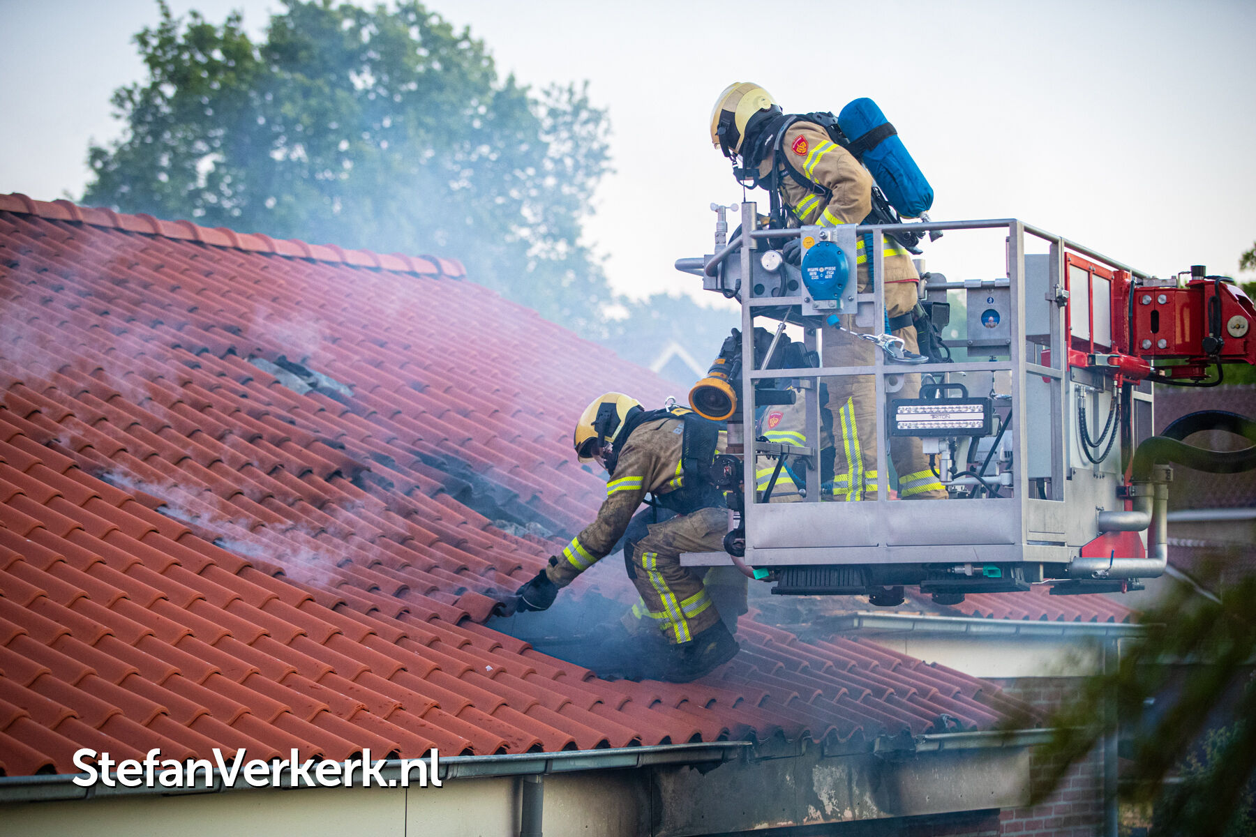 Bewoner aangehouden na woningbrand in Nijenbeekstraat Elburg - Nieuws ...