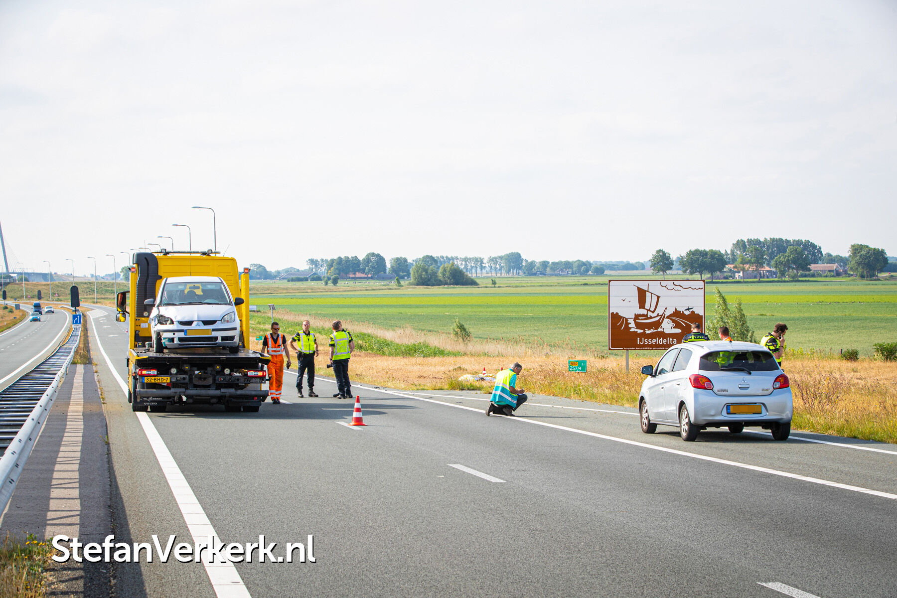 Dodelijk ongeval automobilist in pechhaven aangereden N50 Li 257,9 ...