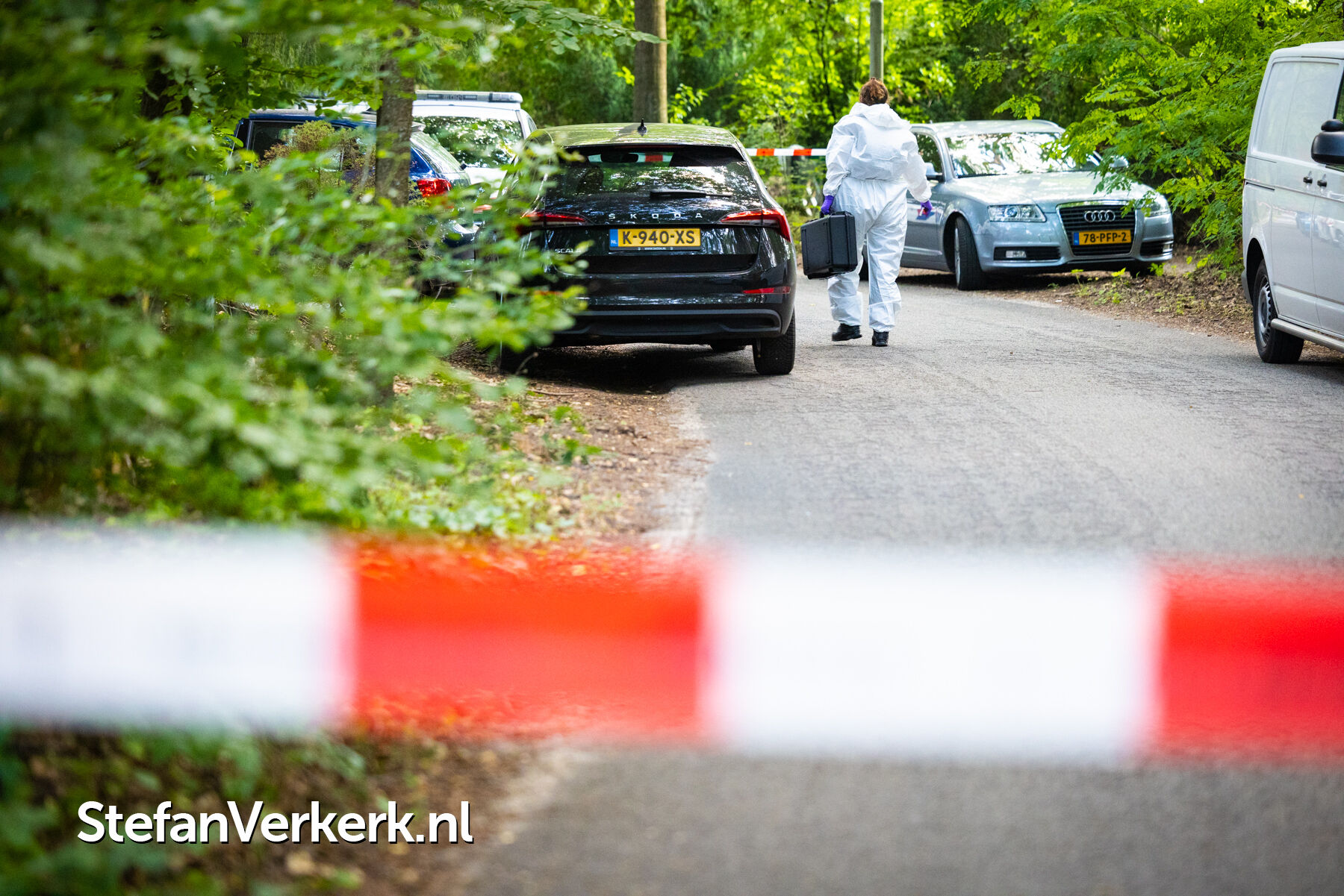 Politie onderzoekt aantreffen overleden persoon in woning Epe ...